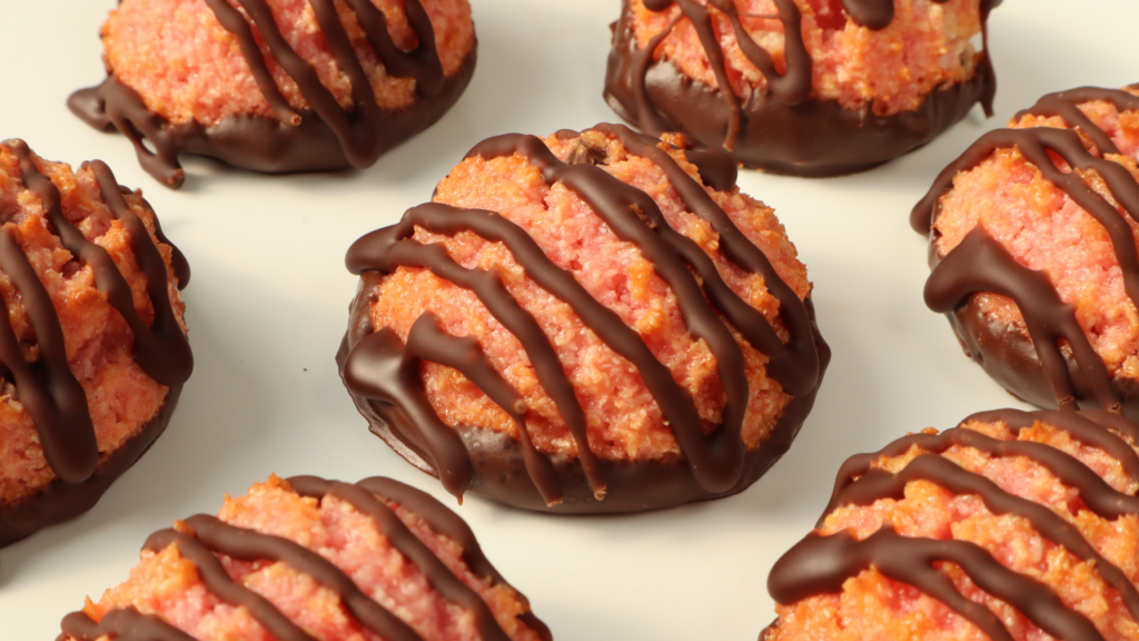 Strawberry Coconut Macaroons - Recipes